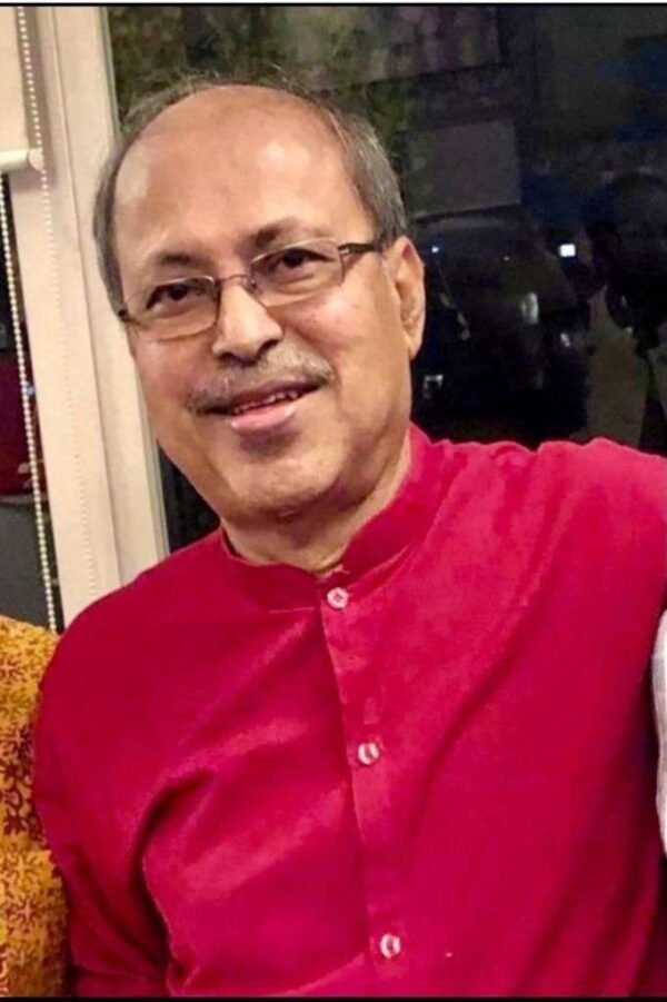 Reflections and Stray Thoughts: 'A Refreshing, Mosaic Composition' | Review by Dr. Syed Nasrullah